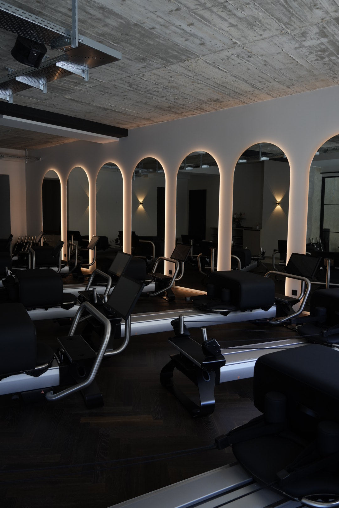 JOSEF P - Reformer Pilates | Café | Bekleidung · JOSEF P